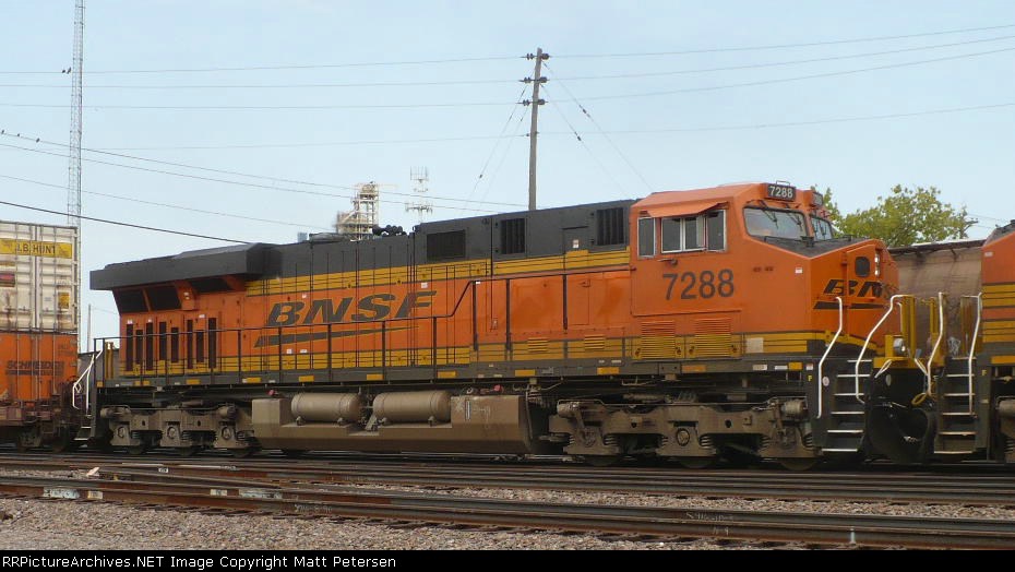 BNSF&7288